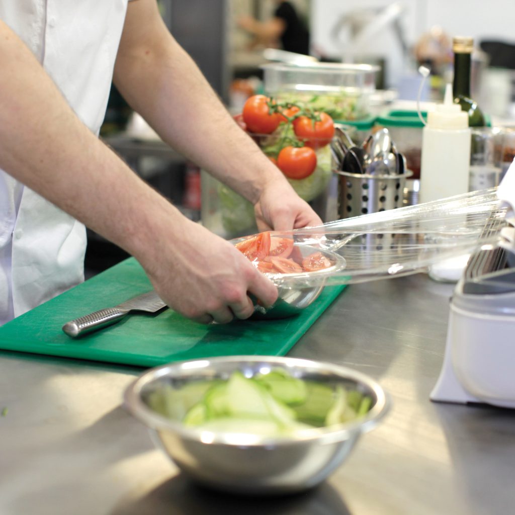 WRAPMASTER 4500 SINGLE ROLL DISPENSER – Bakery and Patisserie Products